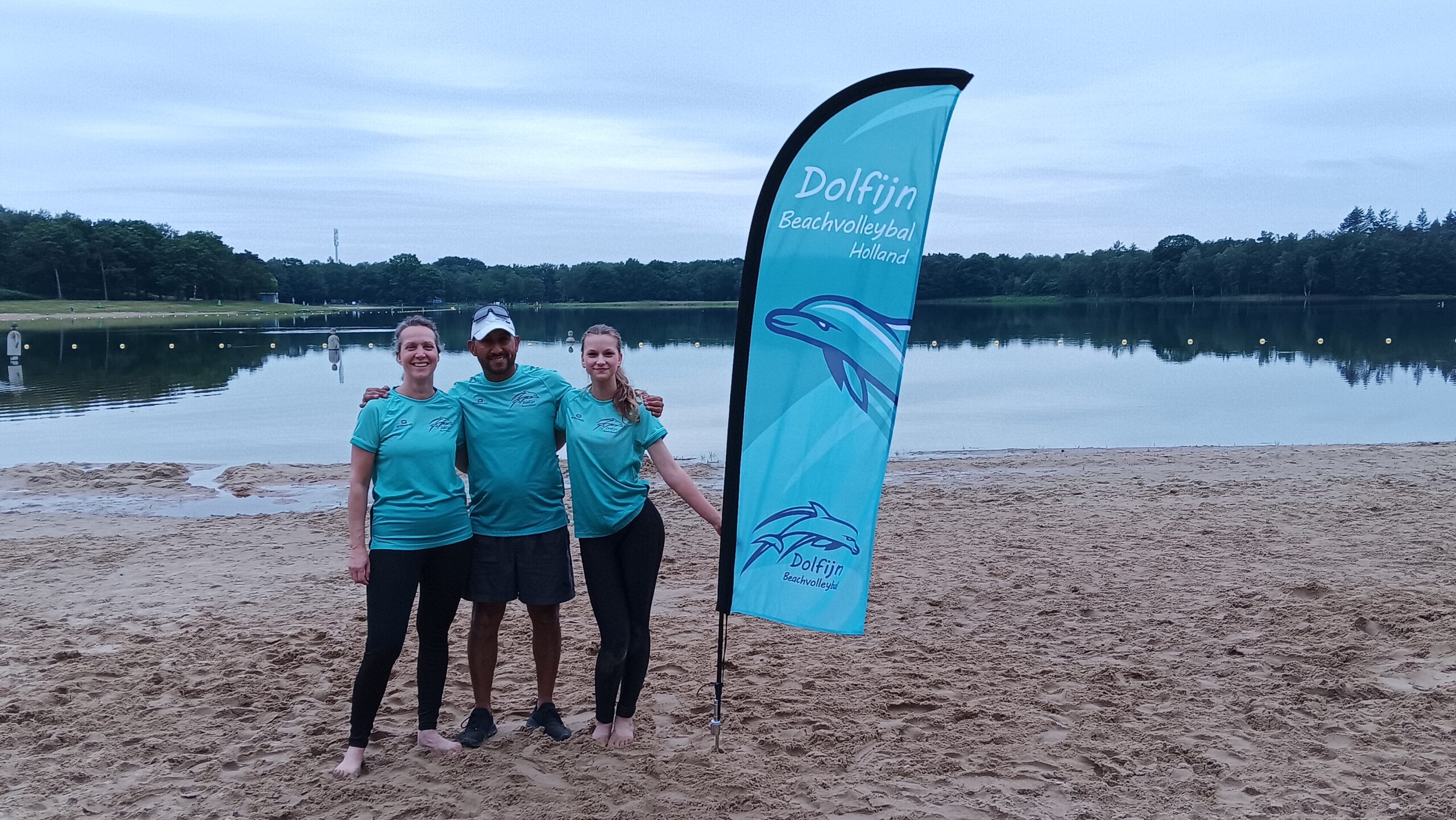 Beachvolleybal op het Heerderstrand 2024 - Dolfijn Beachvolleybal